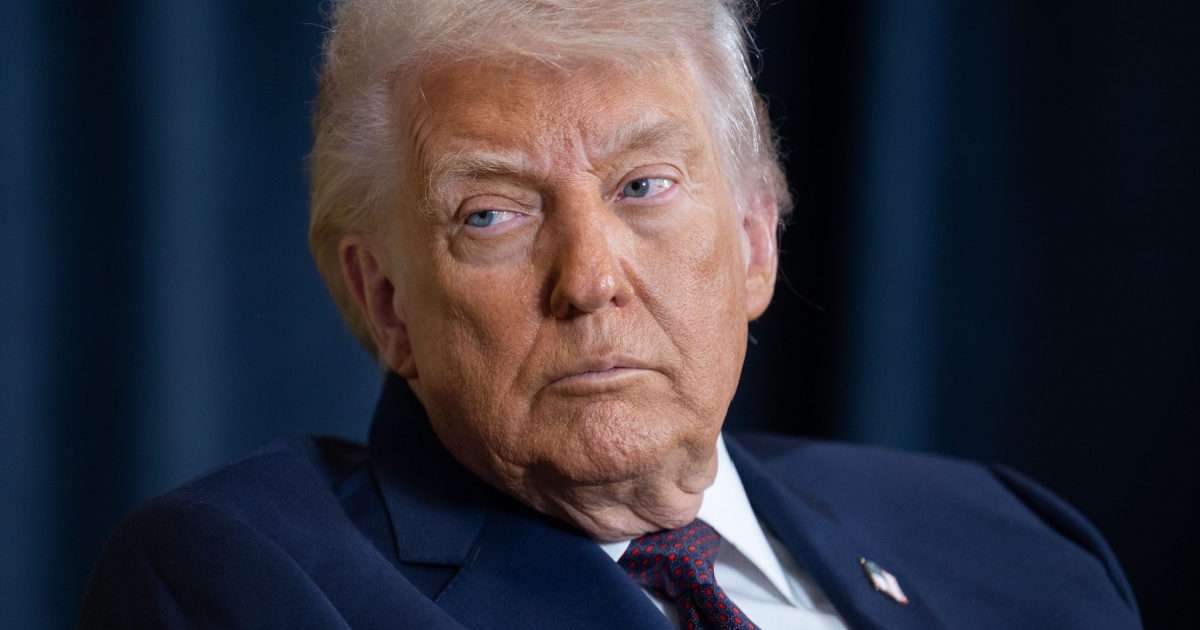 Analysts cry outrage after getting first look at Trump's financial ...