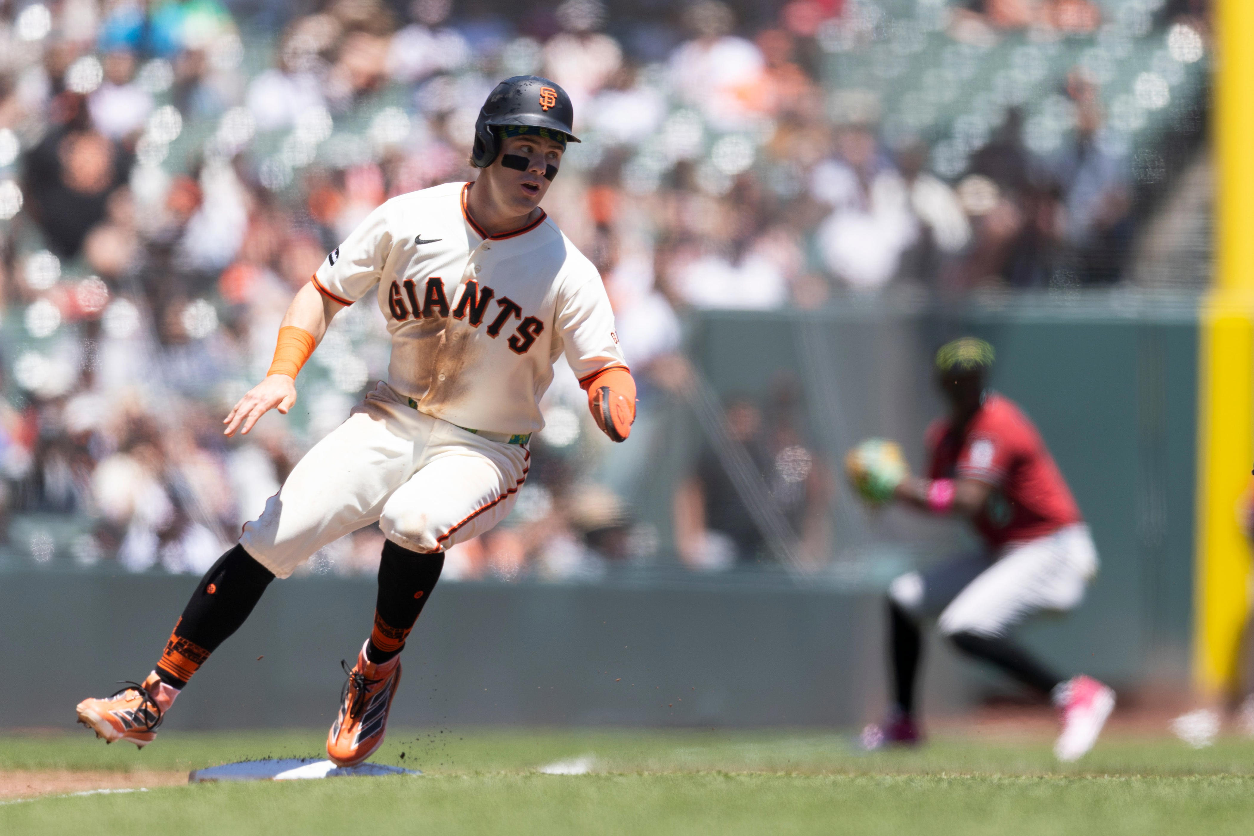 Former Vol scores run in Giants-Diamondbacks series finale