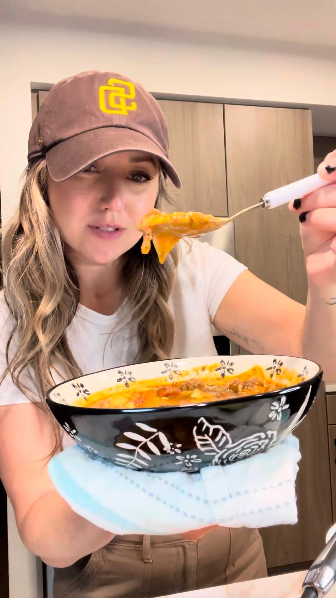 Deconstructed lasagna soup perfect for chilly afternoons everyone will ...