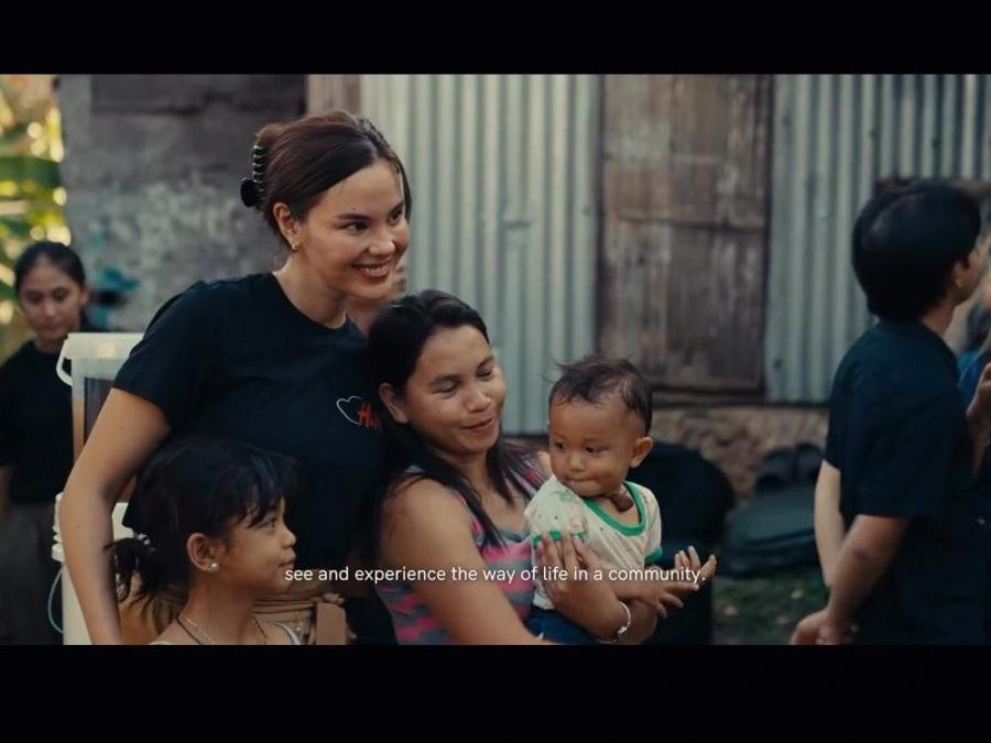 Catriona Gray brings water filtration systems to a remote Siquijor ...