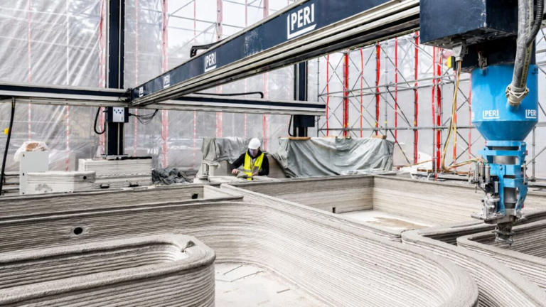 A Giant ‘Ferrari of Concrete’ Machine Can Print a 120-Square-Meter ...