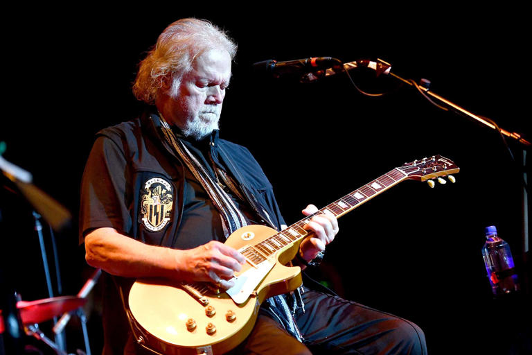 Randy Bachman and Burton Cummings on the Guess Who’s fight to return to ...