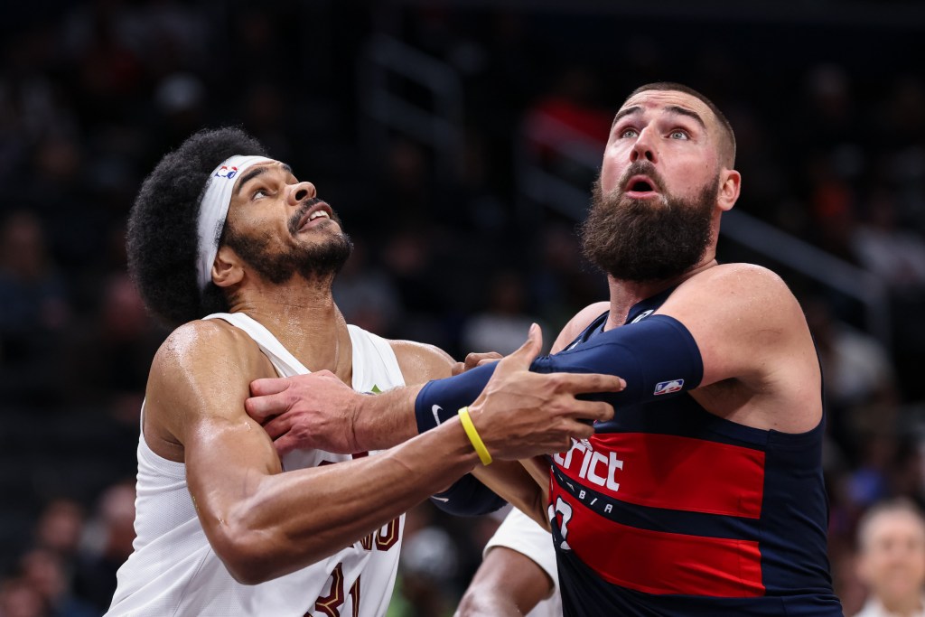 Jarrett Allen to the Lakers? 3 places the Cavs could trade their big man
