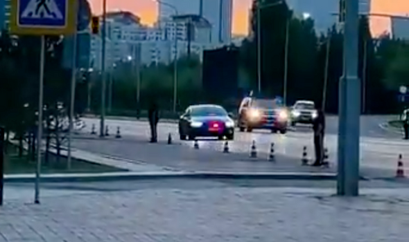 Paranoid Putin's motorcade on Kazakhstan trip includes truck with ...