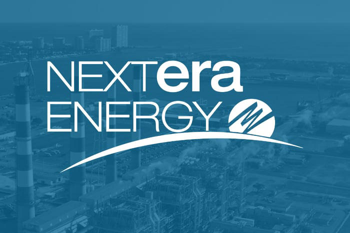 2 Monster Energy stocks to hold for the next 10 years