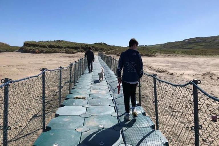 Summer starts in West Cork as pontoon returns to Barleycove Beach