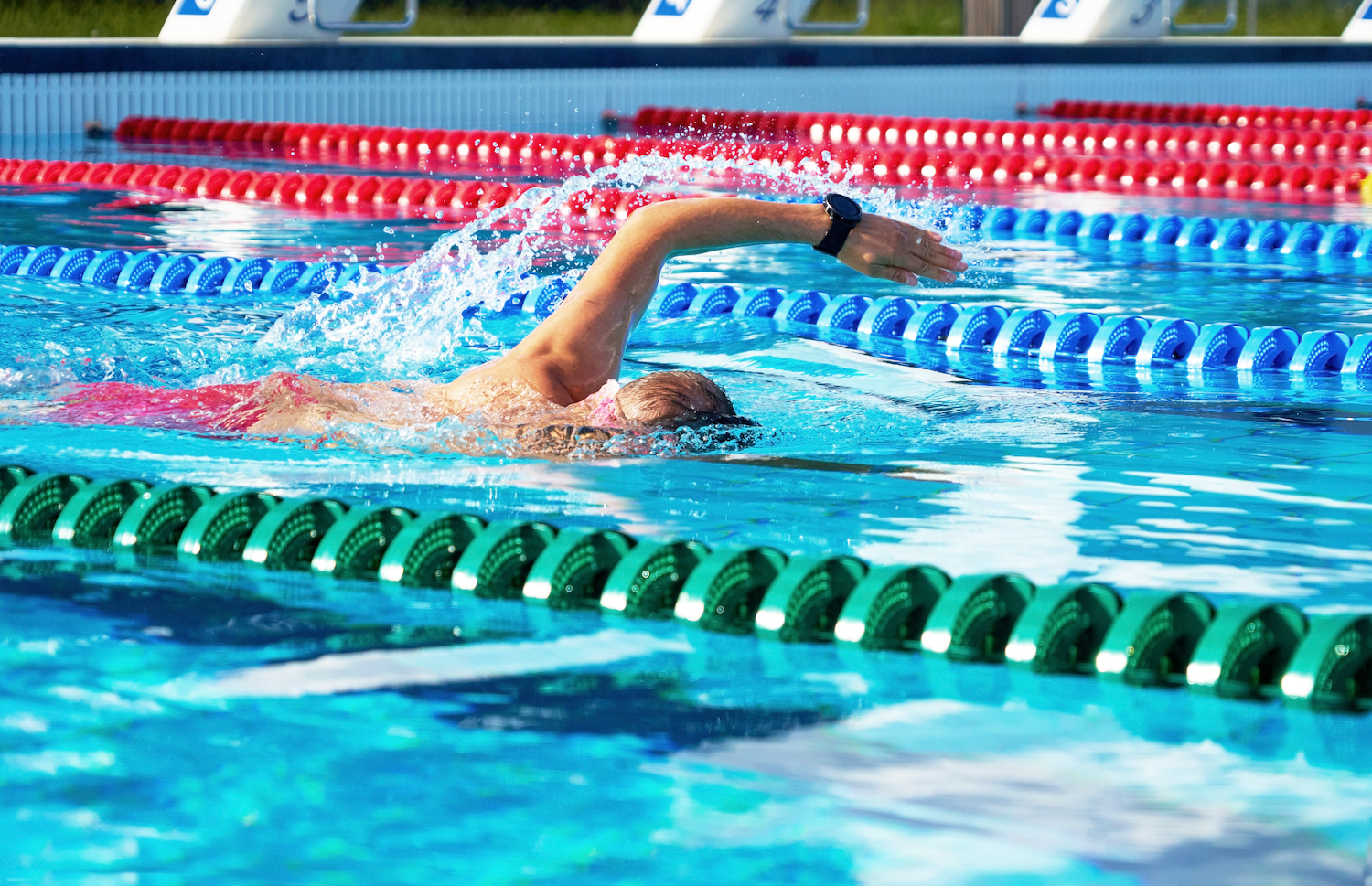 Discover 15 key front crawl swim drills to improve your technique