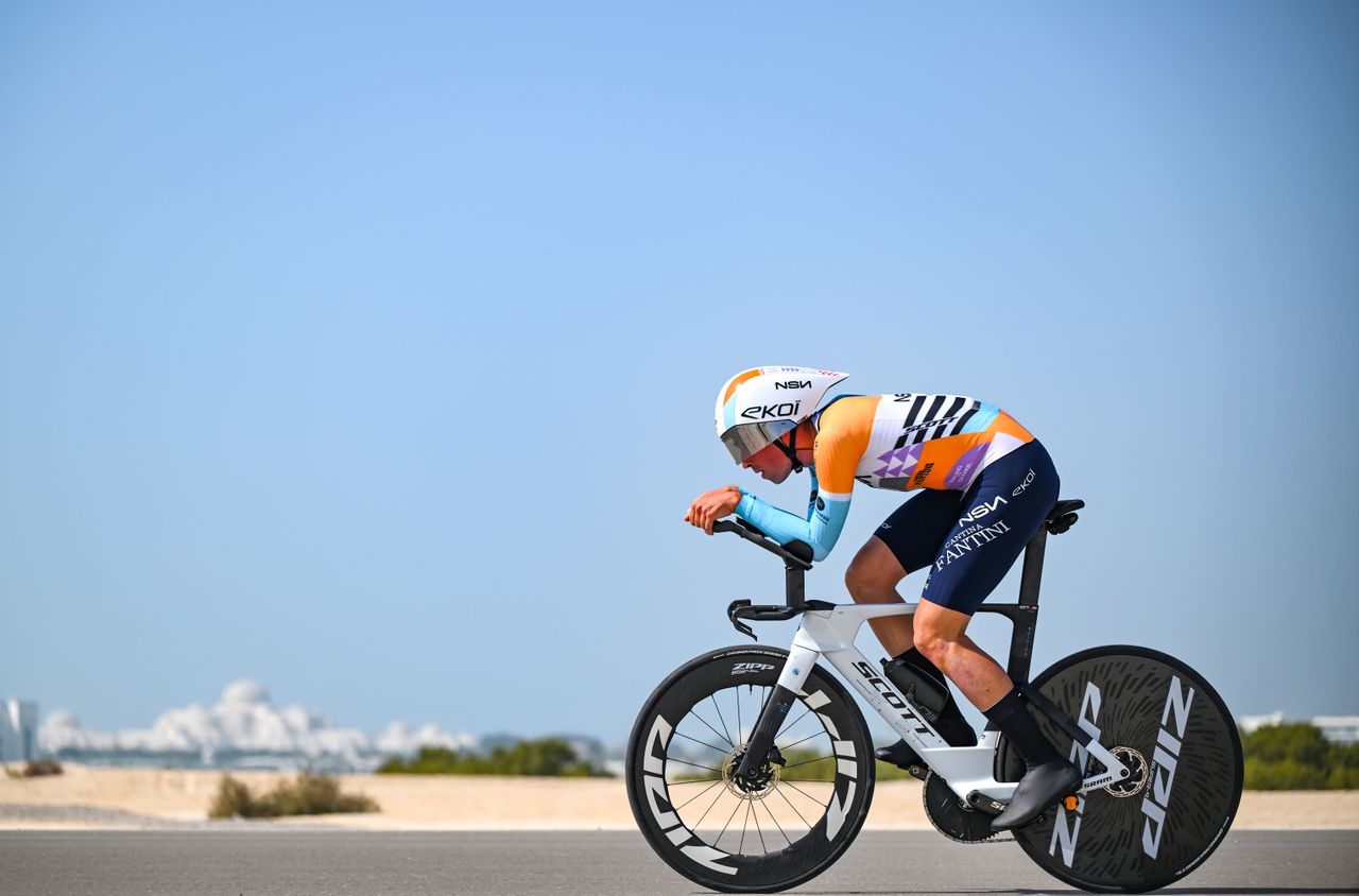 Saunas, endurance blocks and racing track: How sprinter Ethan Vernon ...