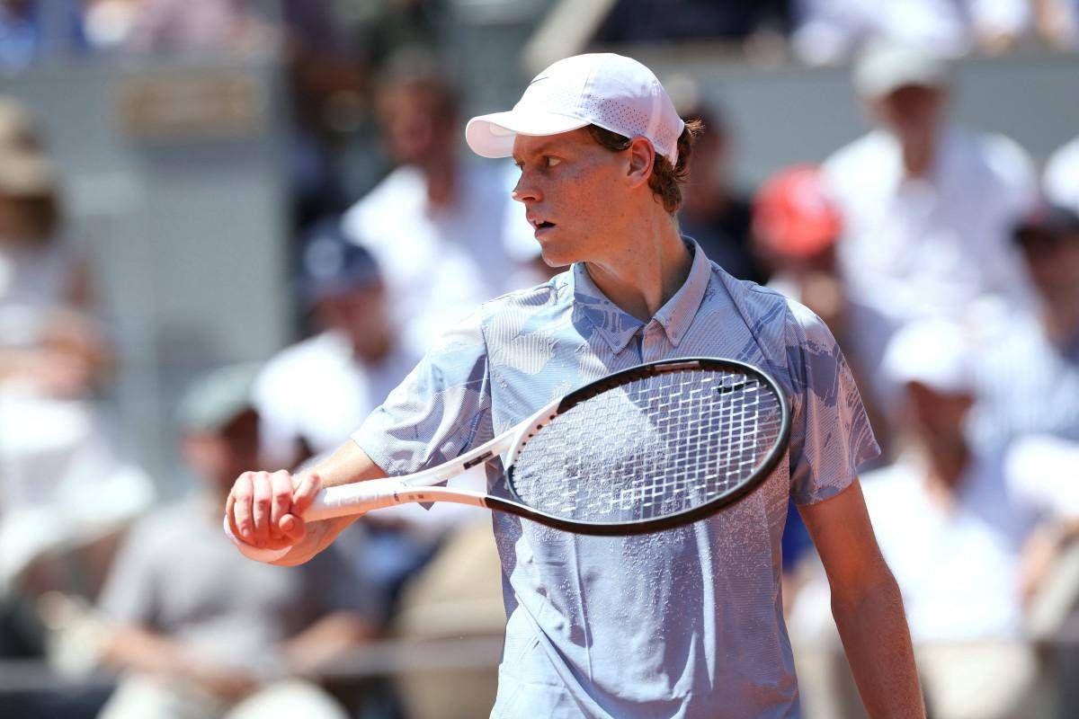 Sinner, lite con Vagnozzi al Roland Garros: "Mi lasci solo?"