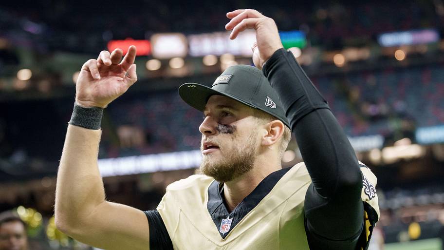 Derek Carr accidentally proved how Saints' Tyler Shough is already ...