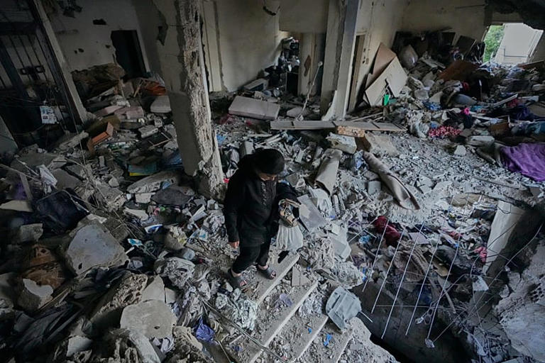 Israel strikes southern Beirut amid increasing escalation in southern ...