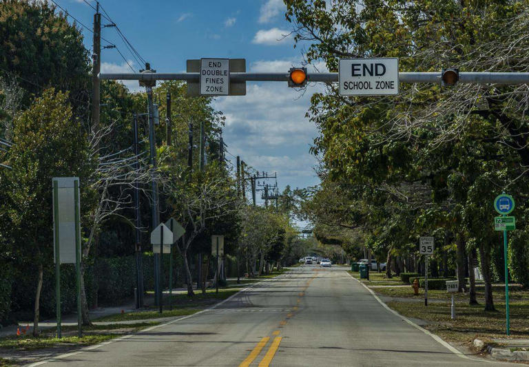 More Miami-Dade speed tickets come from school cameras than cops. What ...