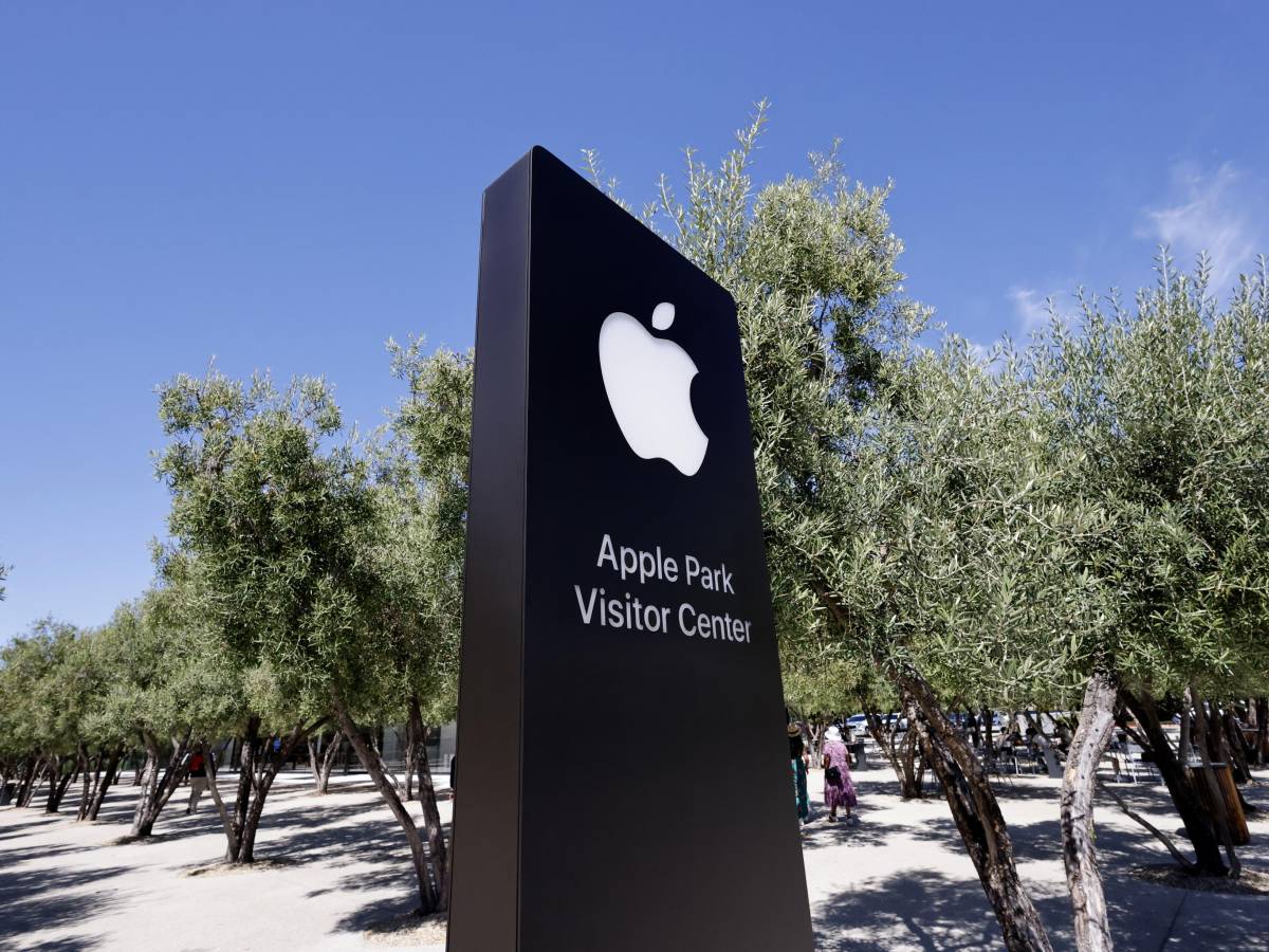 Apple si fa "rubare" 274mila nomi