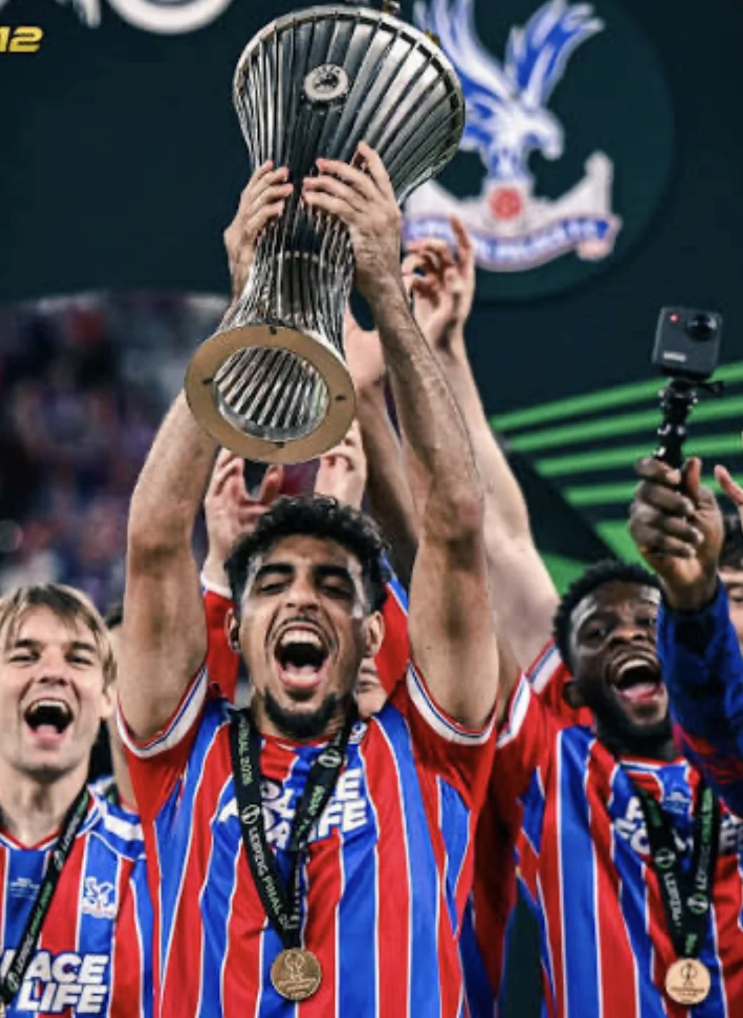 Moroccan defender Chadi Riad wins UEFA Conference League with Crystal ...