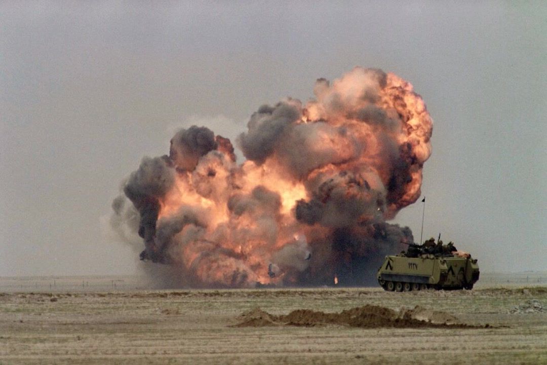 Panic as Iran targets major US ally with huge attack in worrying war ...