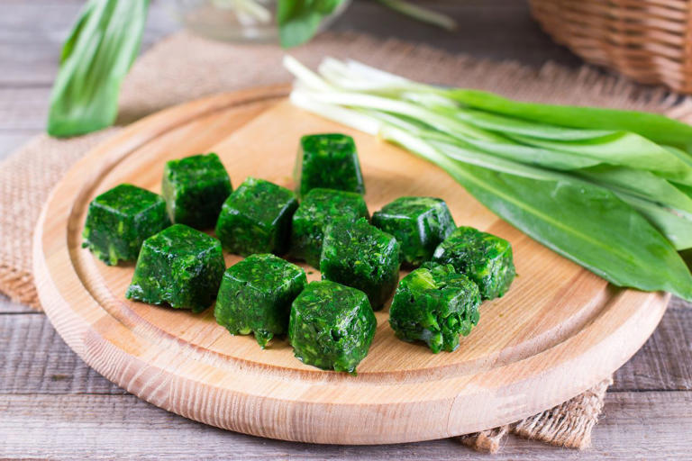 A dietitian shares 6 vegetables you should always buy frozen instead of ...