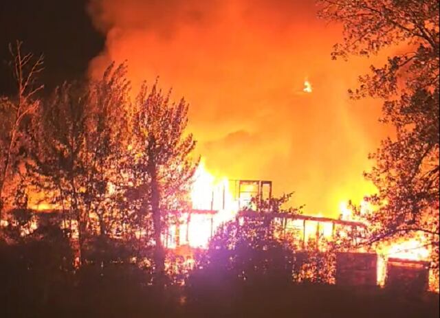 Massive fire destroys construction site of Penticton long-term care home