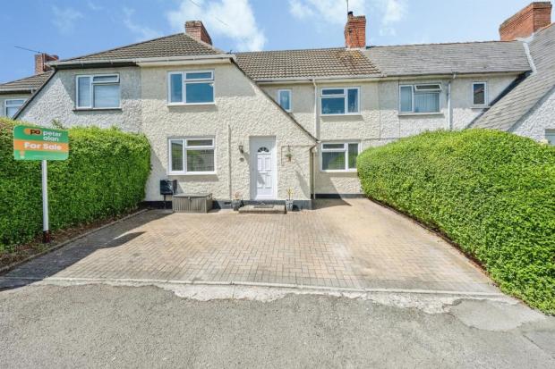 Comfortable and practical three-bedroom terraced house in Chepstow for sale