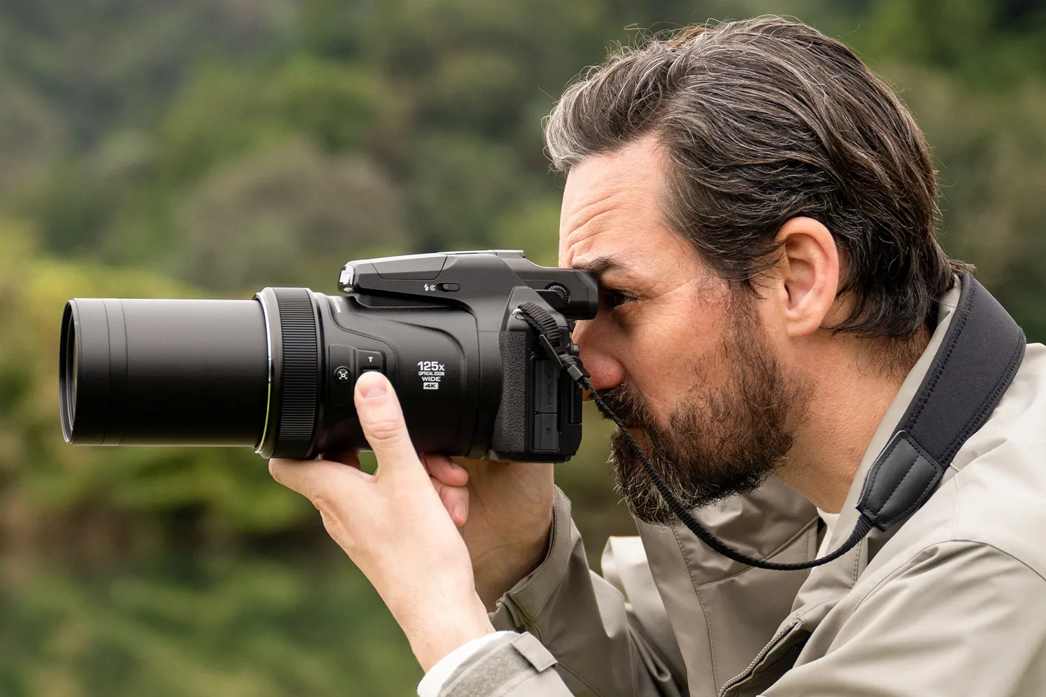 Save big on DSLR-style camera with built-in 125x zoom lens and accessories