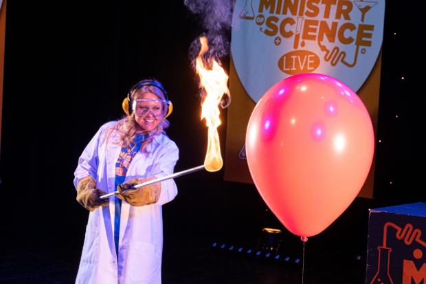 'Jaw-dropping' live science show coming to North Lanarkshire this summer