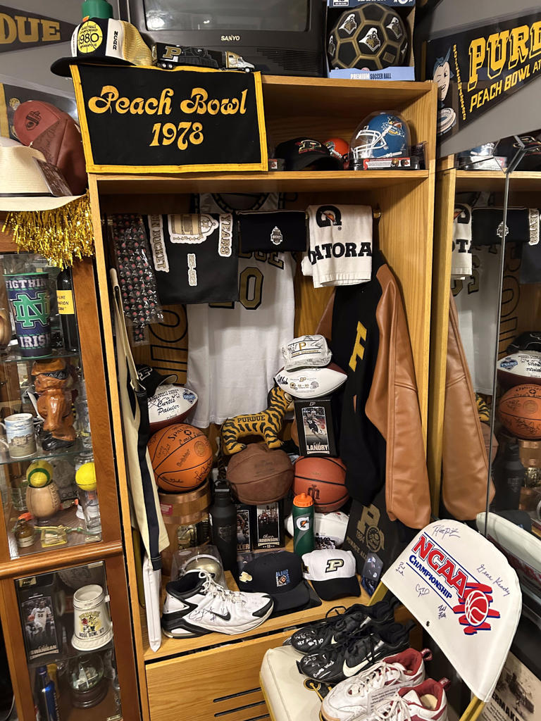 Bob Griese’s Rose Bowl watch. Glenn Robinson’s locker. Chris Pate has ...