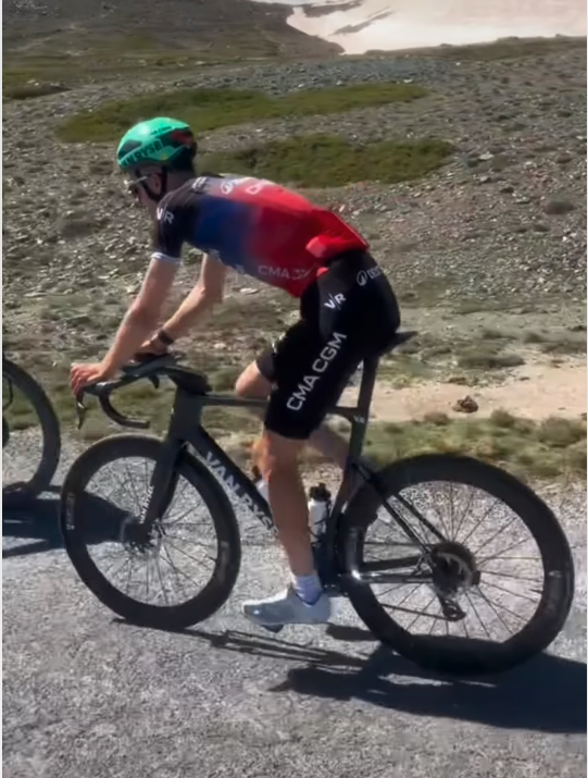 Spotted: Paul Seixas is riding an unreleased Van Rysel bike ahead of ...