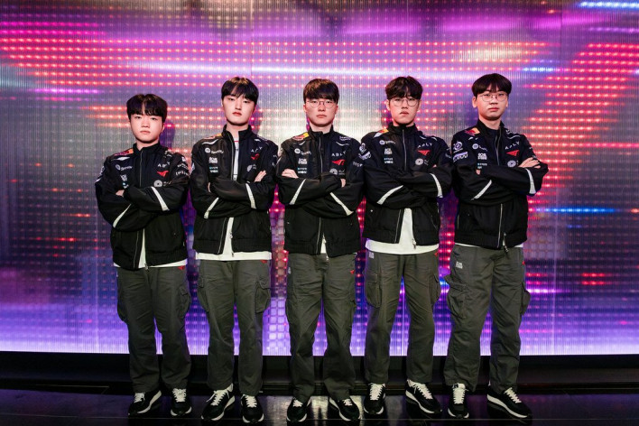 T1 defeats KT 2-0, moves to 2nd place despite 'perfect' superplay