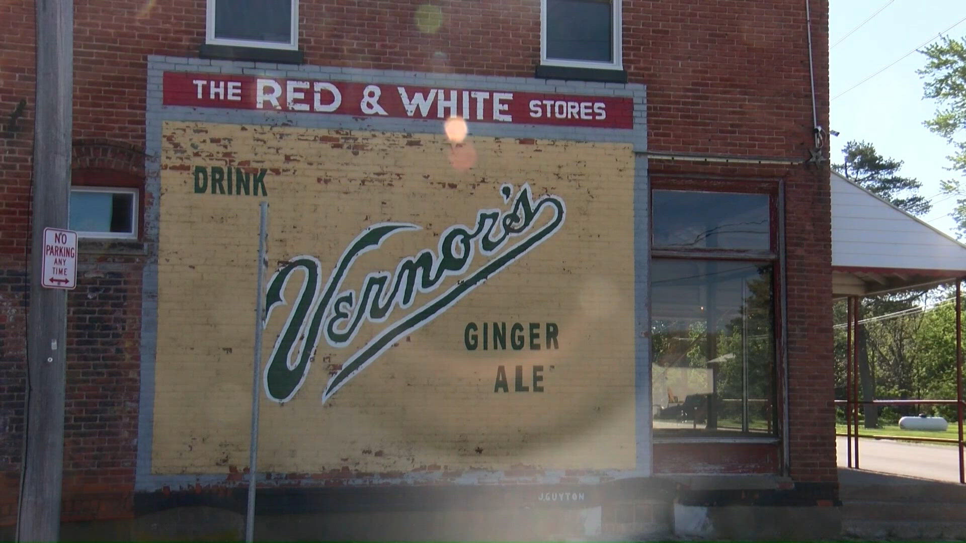 Hometown spotlight: Berkey’s beloved corner store makes a comeback