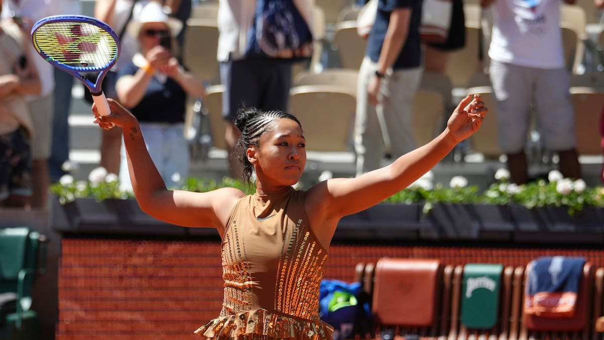 Von Schweizer Designer entworfen: Tennis-Star Osaka polarisiert mit ...