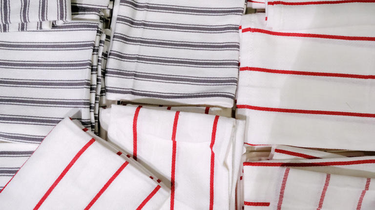 Why there's no need for paper towels in the kitchen anymore