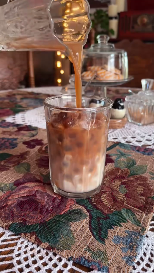 Delicious dirty chai drink for coffee lovers today