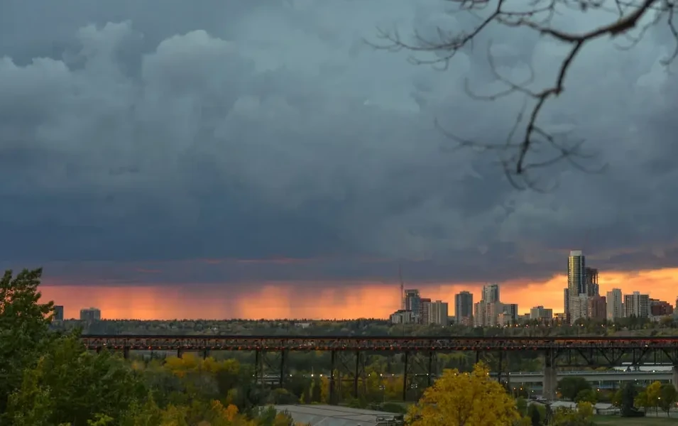 Record prairie heat to end as storms, heavy rain loom