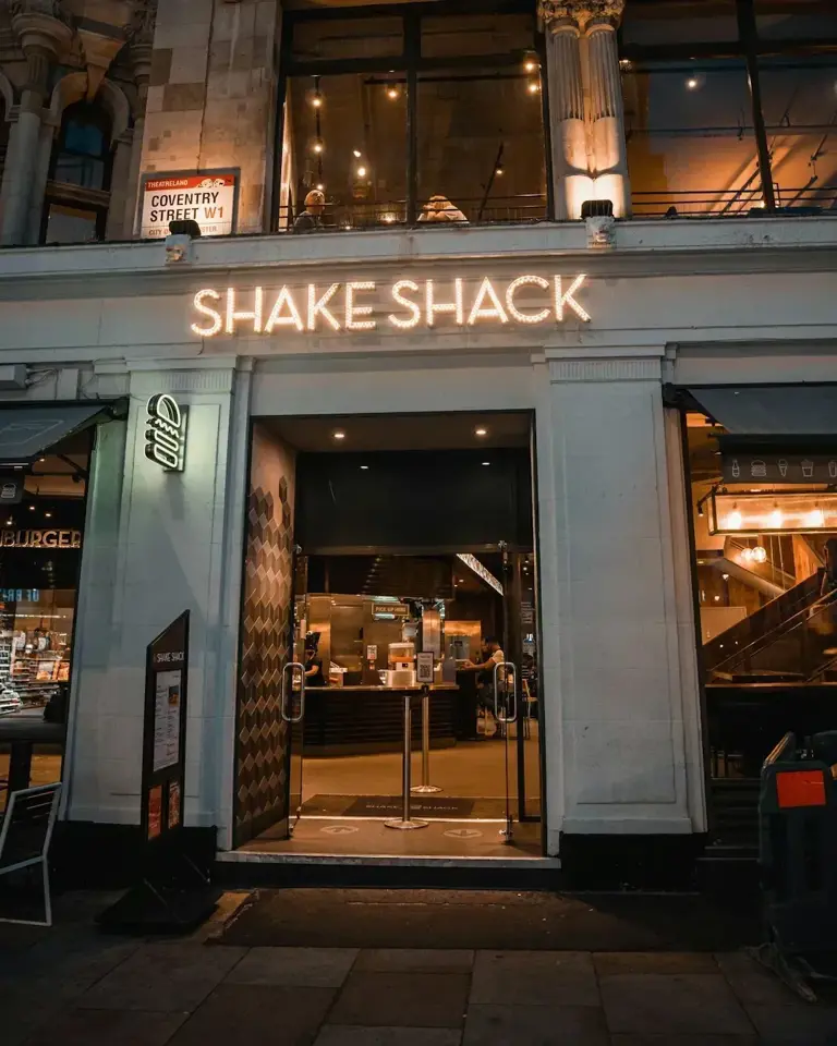 6 fast food chains that surprisingly still make food fresh daily