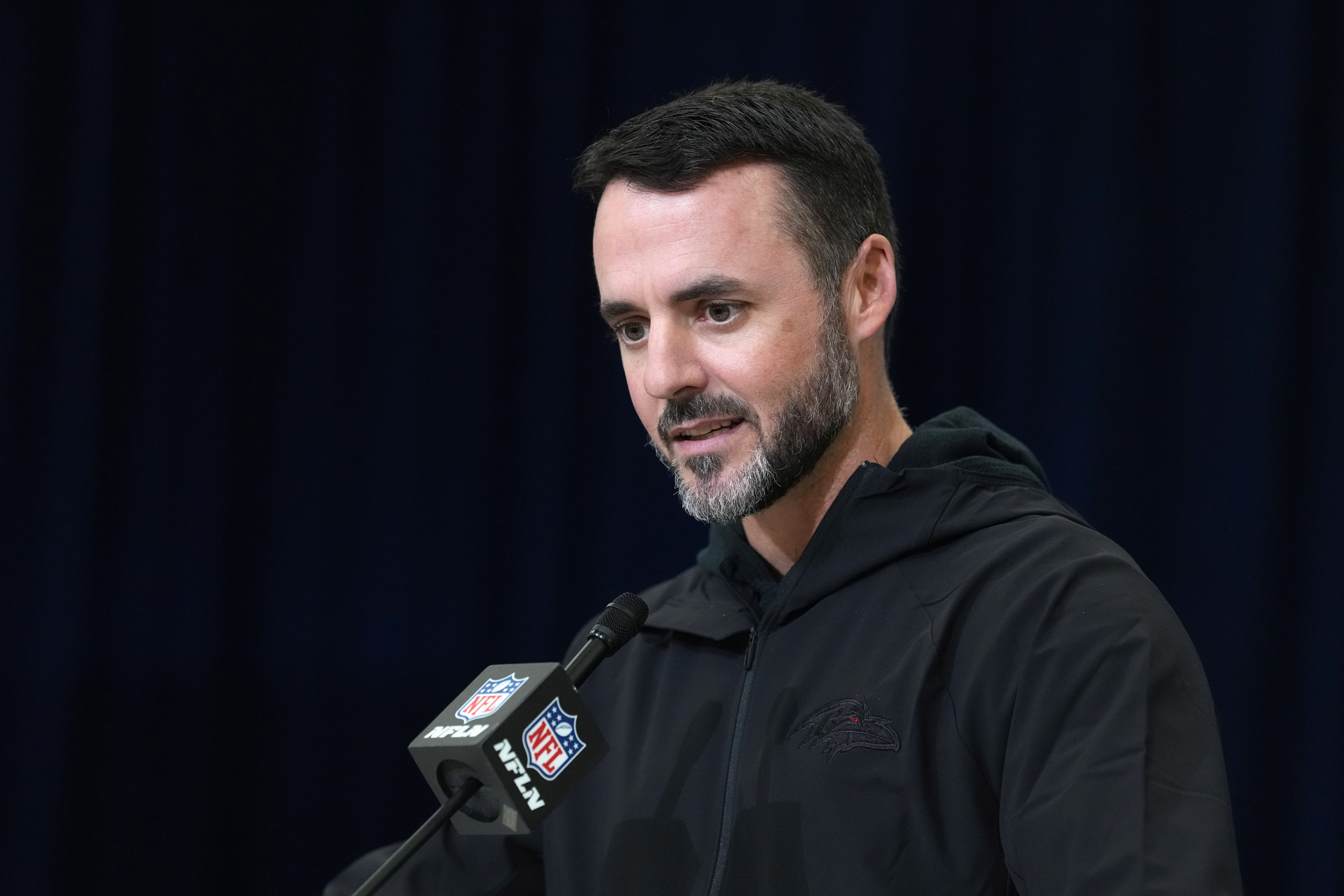 Ravens' Jesse Minter makes feelings on Trey Hendrickson clear after ...