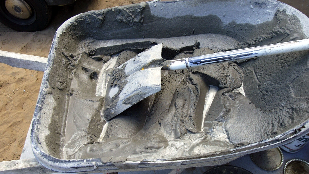 Mastering mortar and concrete at home