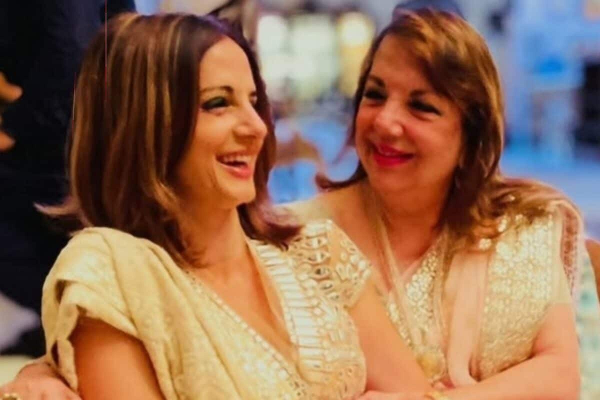 Sussanne Khan pens emotional Eid note for late mom Zarine Khan: 'You ...