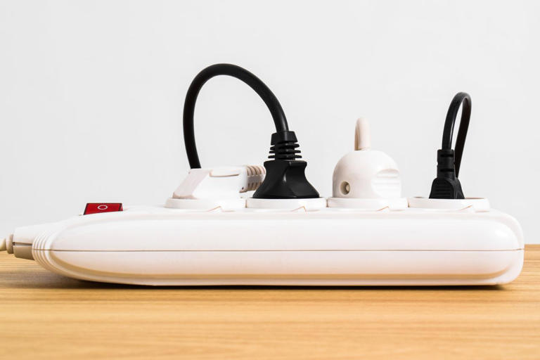 6 kitchen appliances you should never plug into a power strip