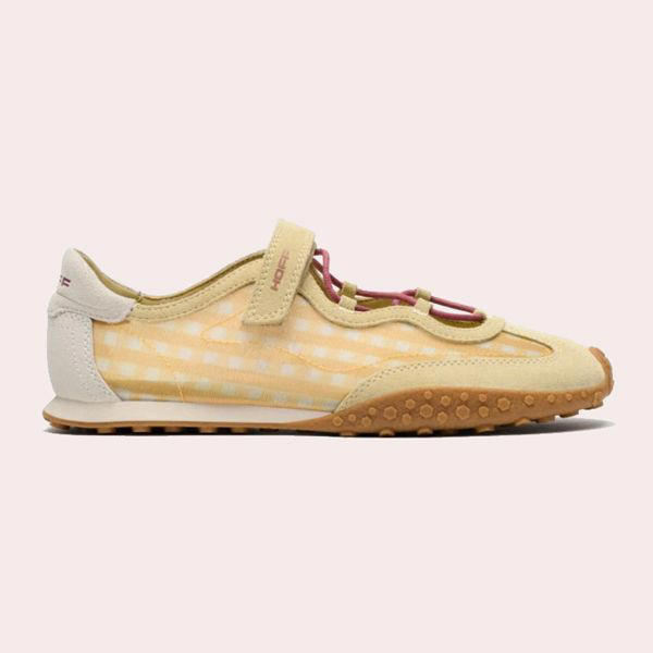 6 zapatos de verano preciosos y supertendencia para mujeres de más de 50 que buscan comodidad y ...