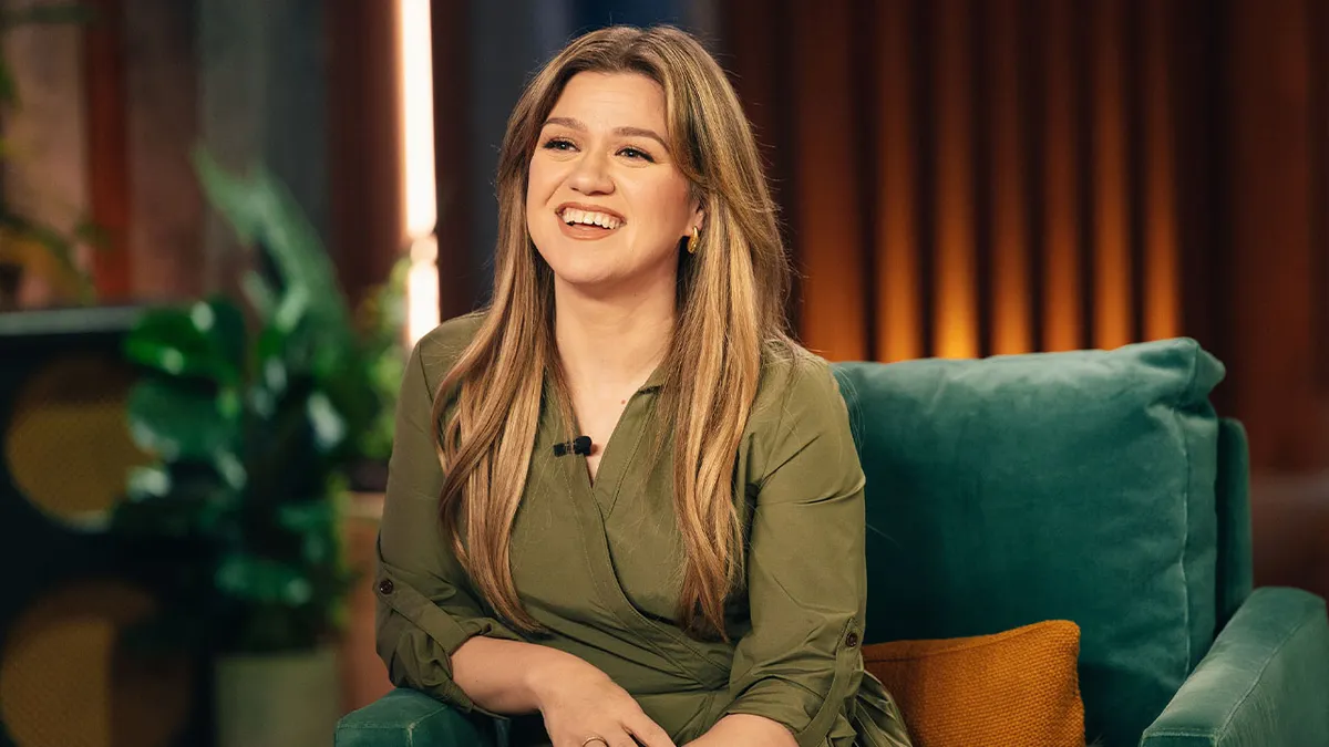 Her ex demanded $301,000 per month - Kelly Clarkson said not anymore