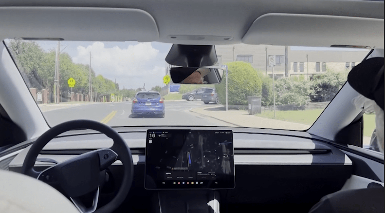 New Texas law tightens oversight on self-driving car companies