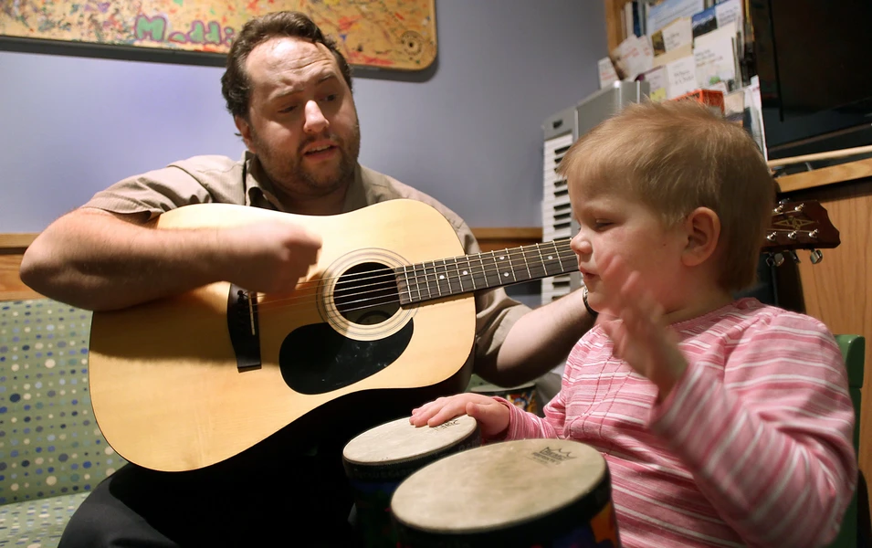 Experts highlight purposeful music listening’s therapeutic potential