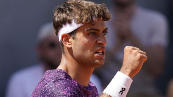 Tennis : Roland-Garros - Flavio Cobolli tremble face au piège Svajda ...