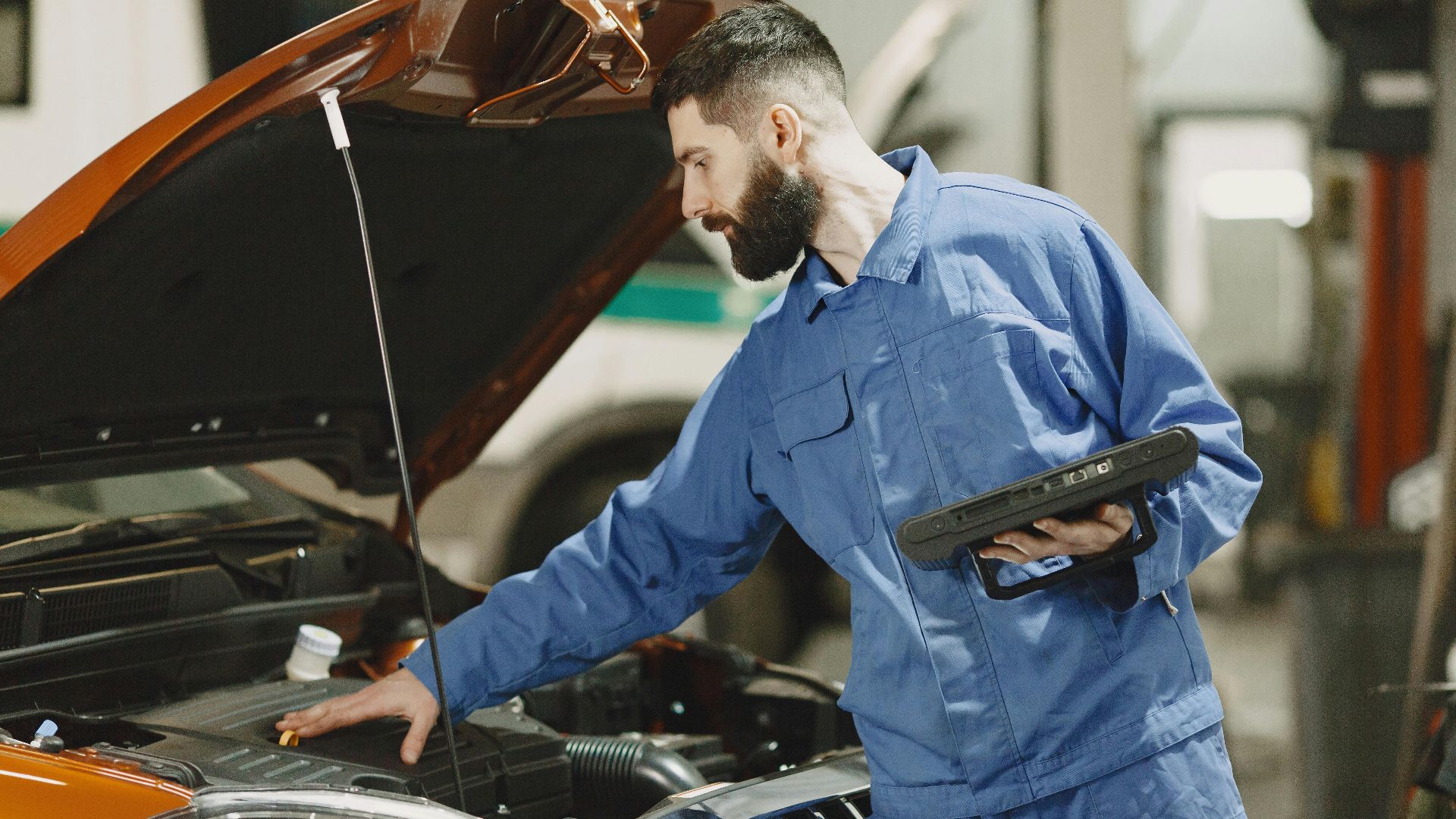 My mechanic wants to replace parts before he's really diagnosed the ...