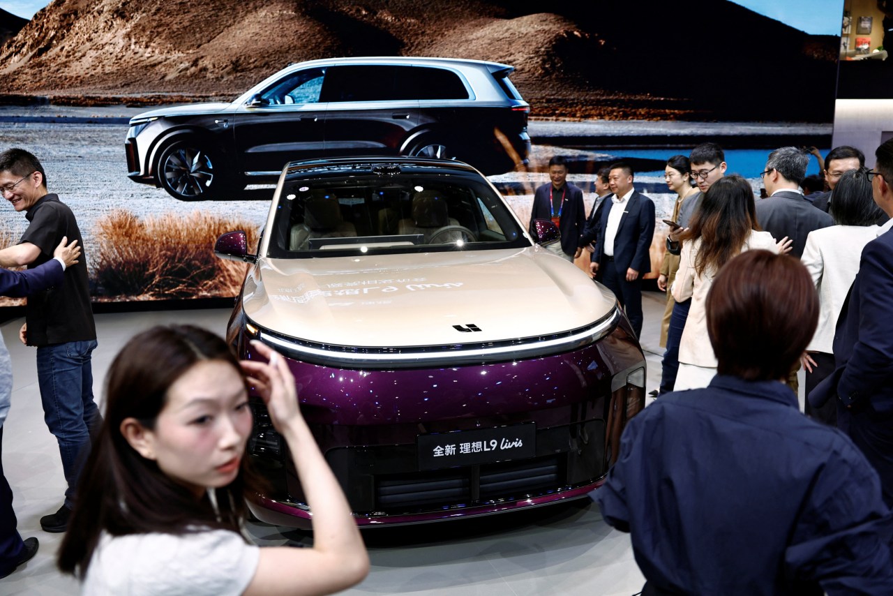 Li Auto suffers loss as hybrid sales slow, shrinking margins