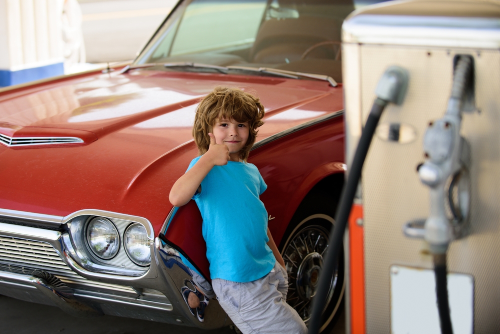 6 normal American habits from the past that sound absolutely wild now
