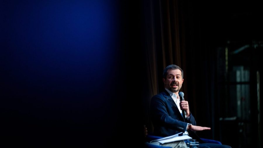 Buttigieg leads crowded 2028 Democratic field in new poll