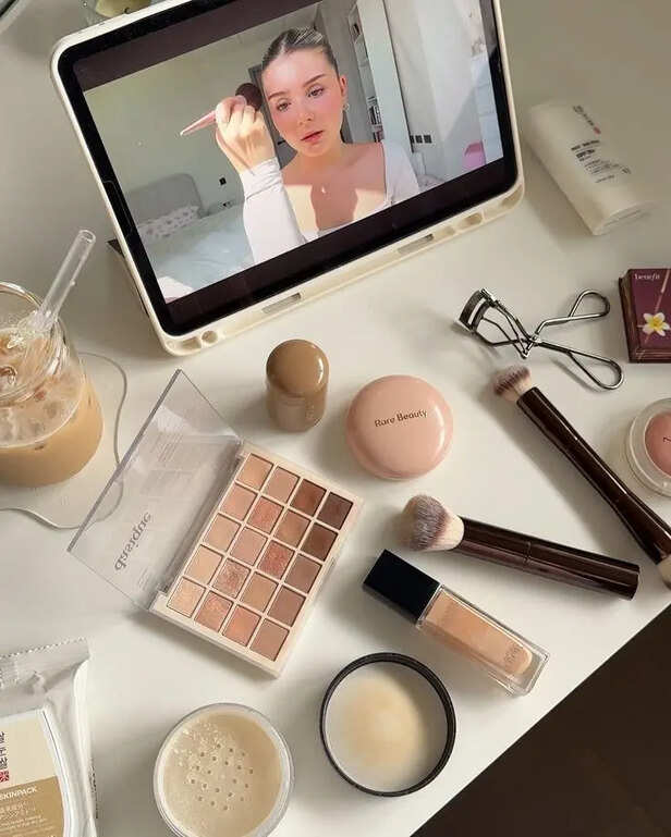 Is simplicity the new aesthetic? Why everyone suddenly wants less ...