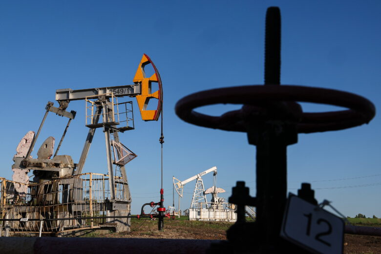 Olieprijzen schieten omhoog door hernieuwde aanvallen tussen VS en Iran