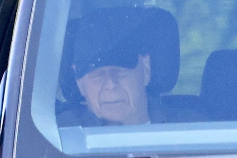 Bruce Willis falls asleep on rare outing after daughter's heartbreaking ...