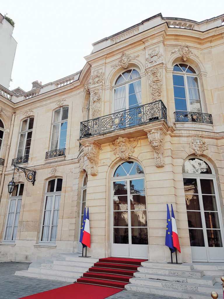 Canicule : la vigilance orange gagne Paris, réunion interministérielle ...